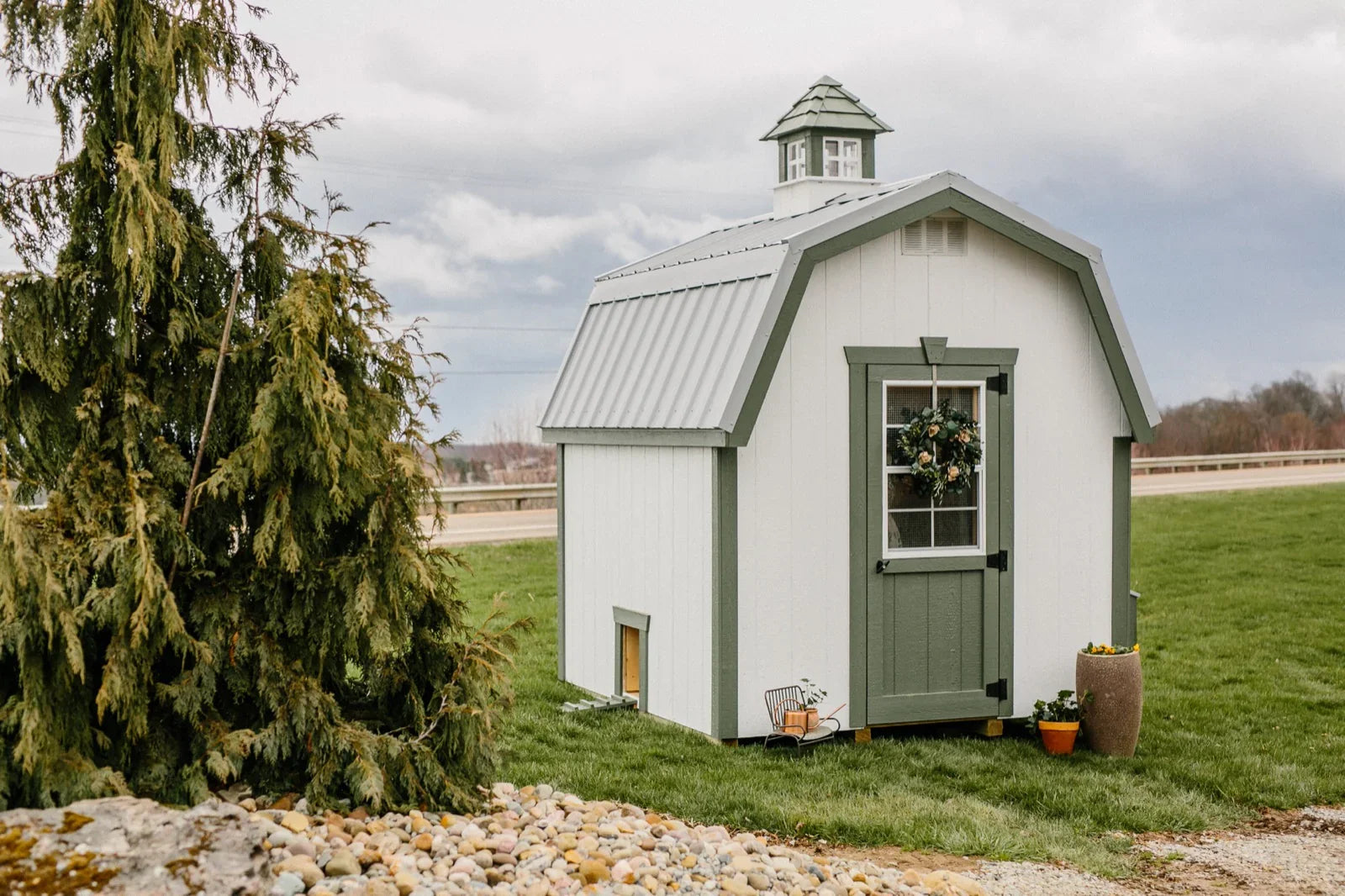 Custom Chicken Coops & Accessories | Cutest Coops